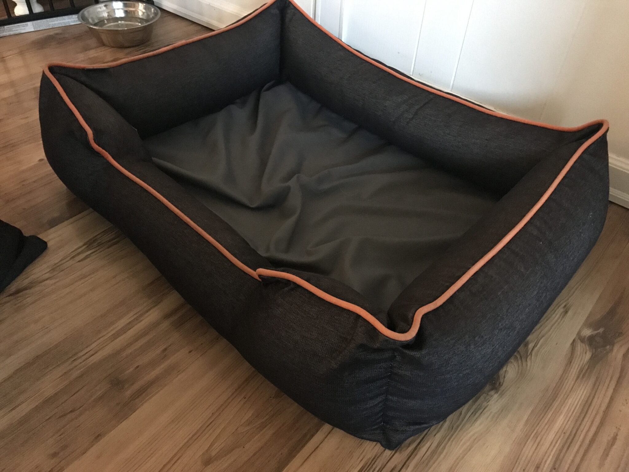 The 10 Best Eco-Friendly & Non-Toxic Dog Beds - LeafScore