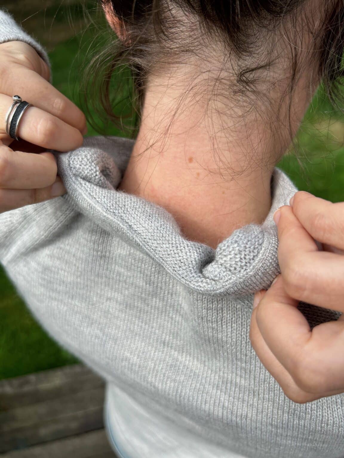 PAKA Apparel Review: We Tested the Sweaters and T-Shirts - LeafScore