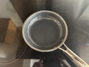 Hexclad Non-Stick Pan Review: Read This Before Buying - LeafScore