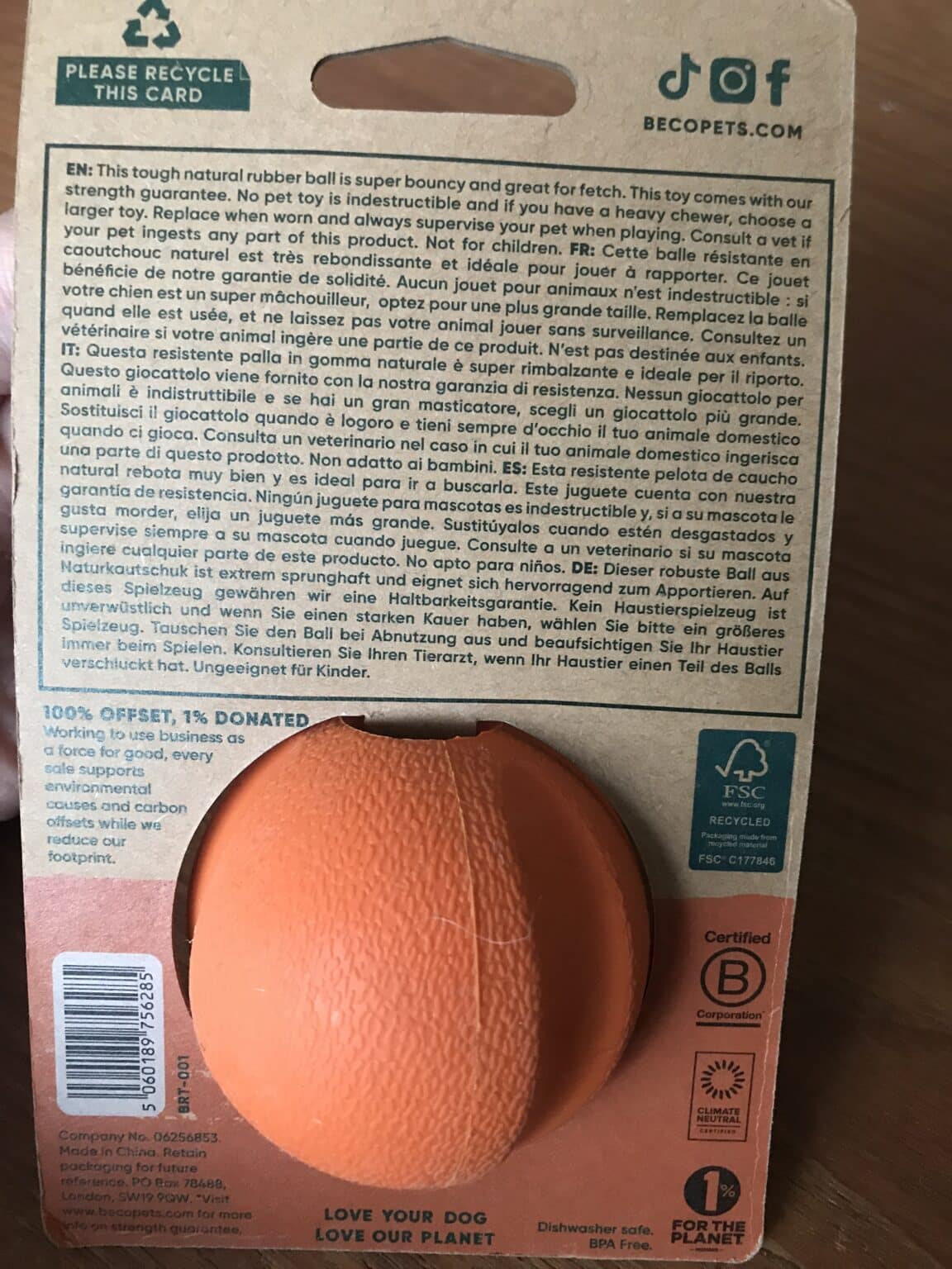 The 4 Best Eco-Friendly & Non-Toxic Dog Balls - LeafScore