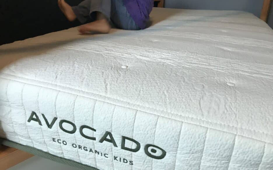 Avocado Organic Mattress Cover and Pad Protector Review - LeafScore